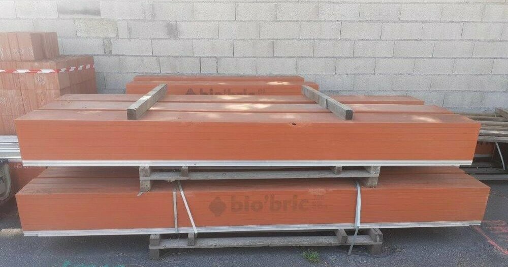 COFFRES CAISSON DE VOLET ROULANT TUNNEL PREFABRIQUE BIO’BRIC - R-place