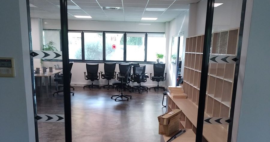 Porte sas automatique coulissante double ouvrant - R-place